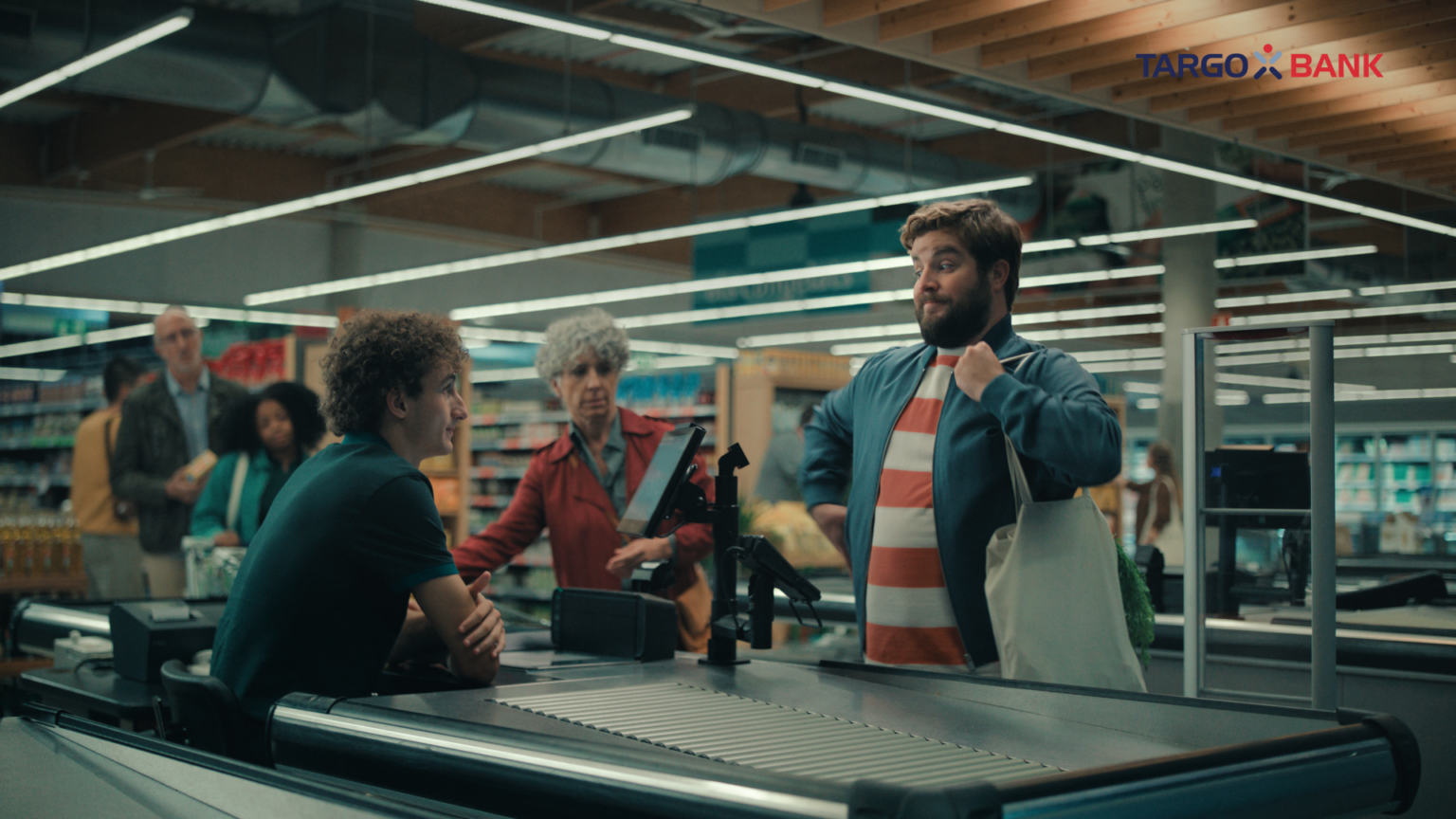 Marketing-Kampagne der TARGOBANK: Neuer Werbespot feiert Premiere - voilà
